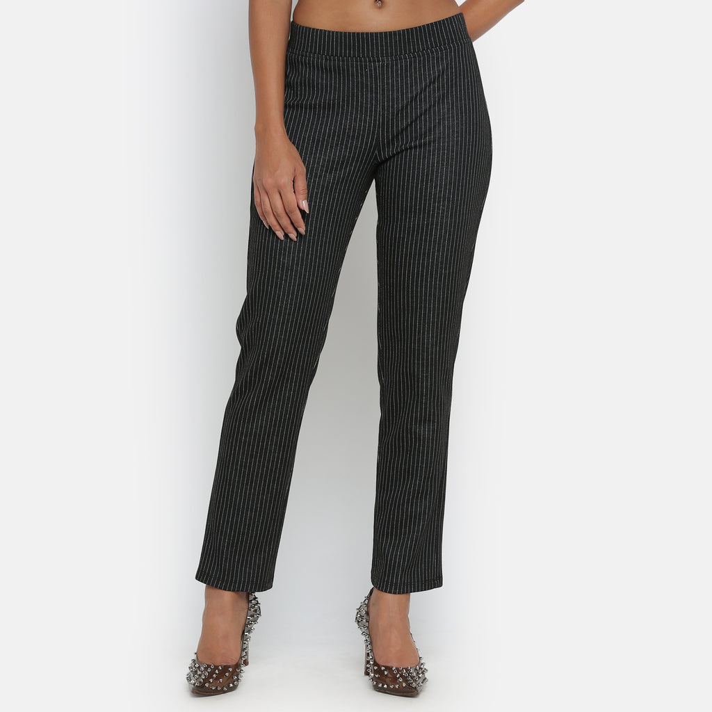 Black Knit Pant With Lines
